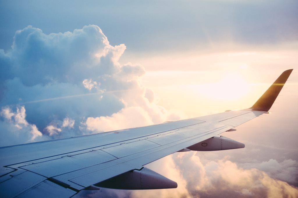 Destinations et horaires des vols de United Eagle vers et depuis Tours ...